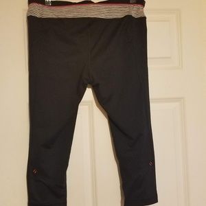lukka | Pants & Jumpsuits | Lukka Yoga Pants With Gray White Pink Waist ...